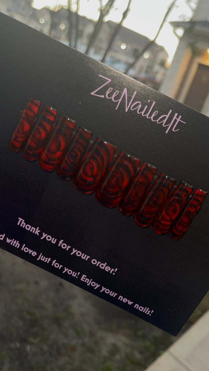 Roses – Zee Reneé